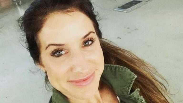 Julie Cristie Neal Wikipedia - Célèbre Blog